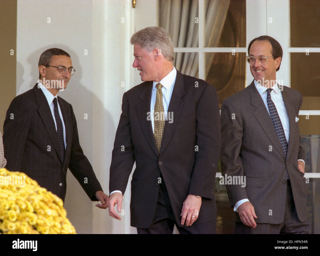 Chief of staff office white house 1998 hi-res stock photography and ...