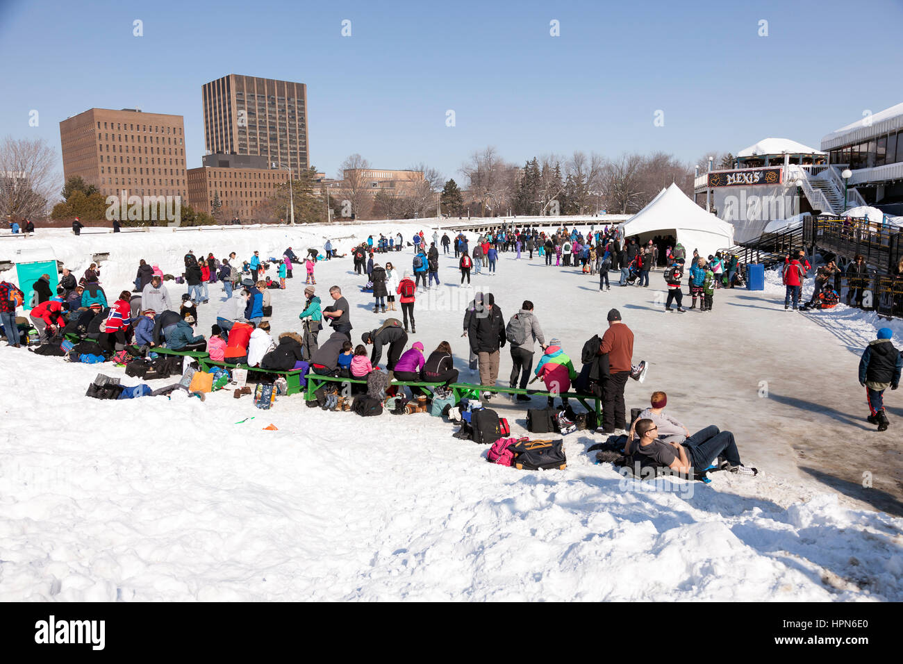 Dows lake hi-res stock photography and images - Alamy