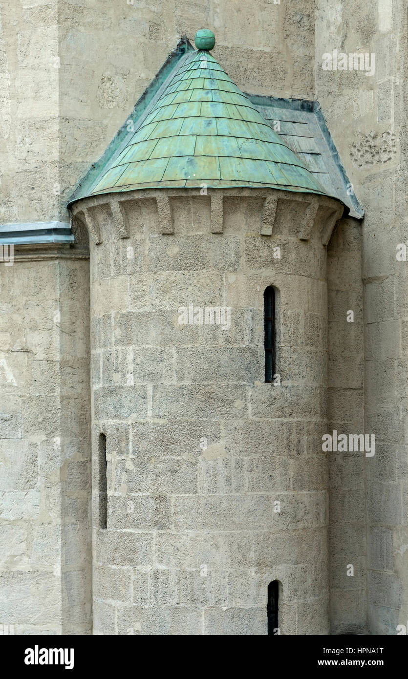 Grey stone square tower hi-res stock photography and images - Alamy