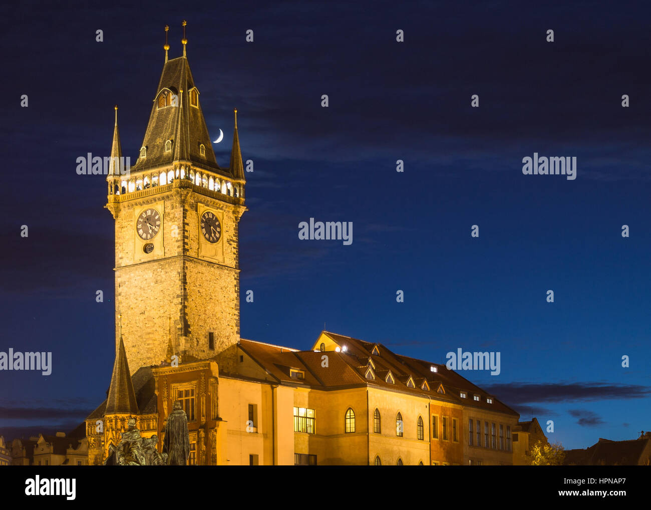 The Prague astronomical clock tower building Stock Photo - Alamy
