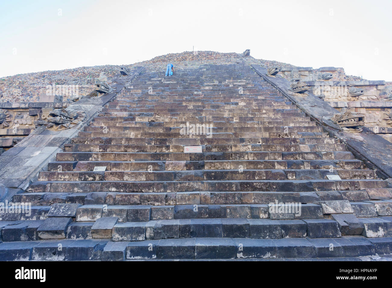 Feathered serpent pyramid hi-res stock photography and images - Alamy