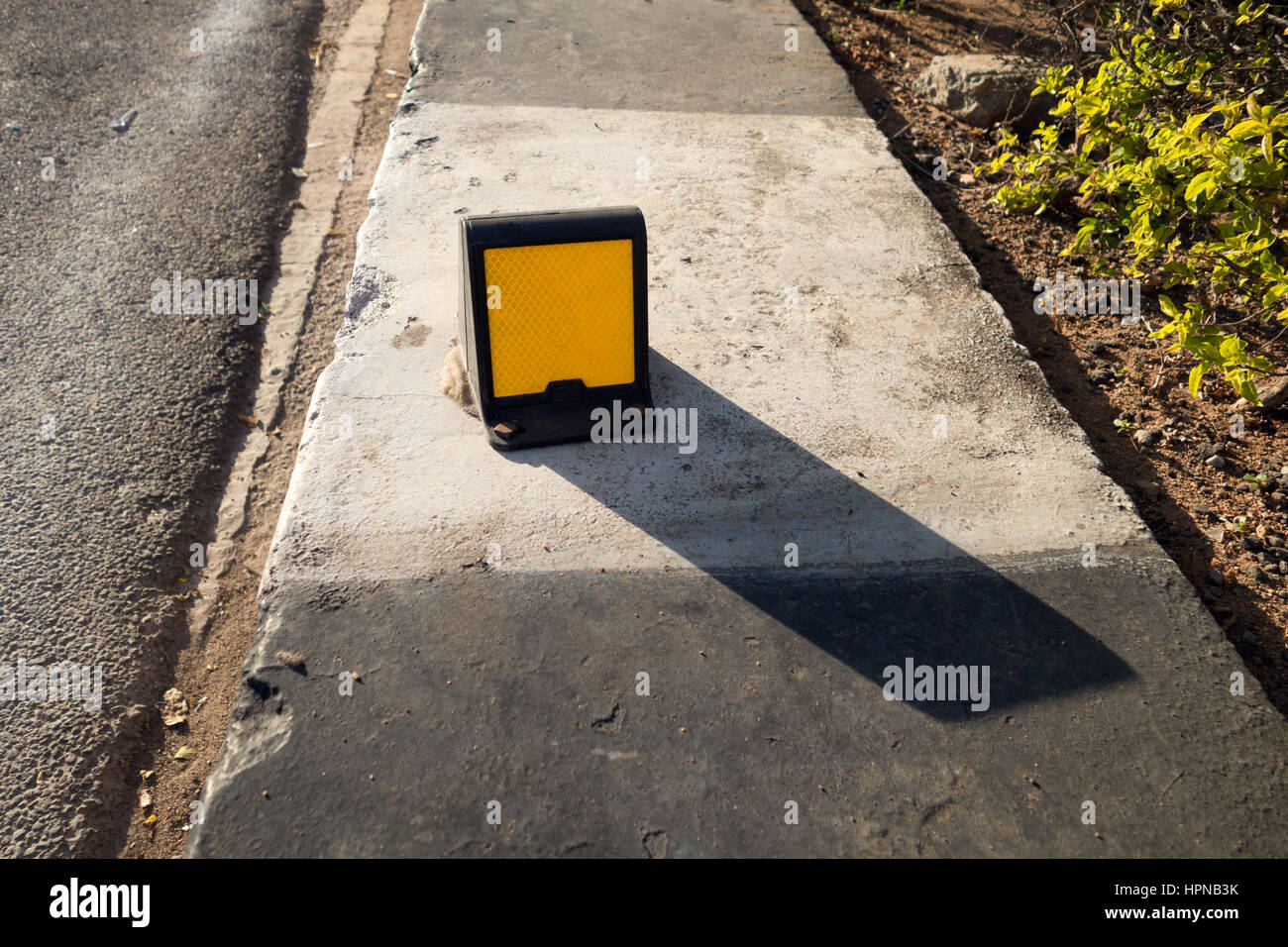 3M Median Marker with reflection Stock Photo - Alamy