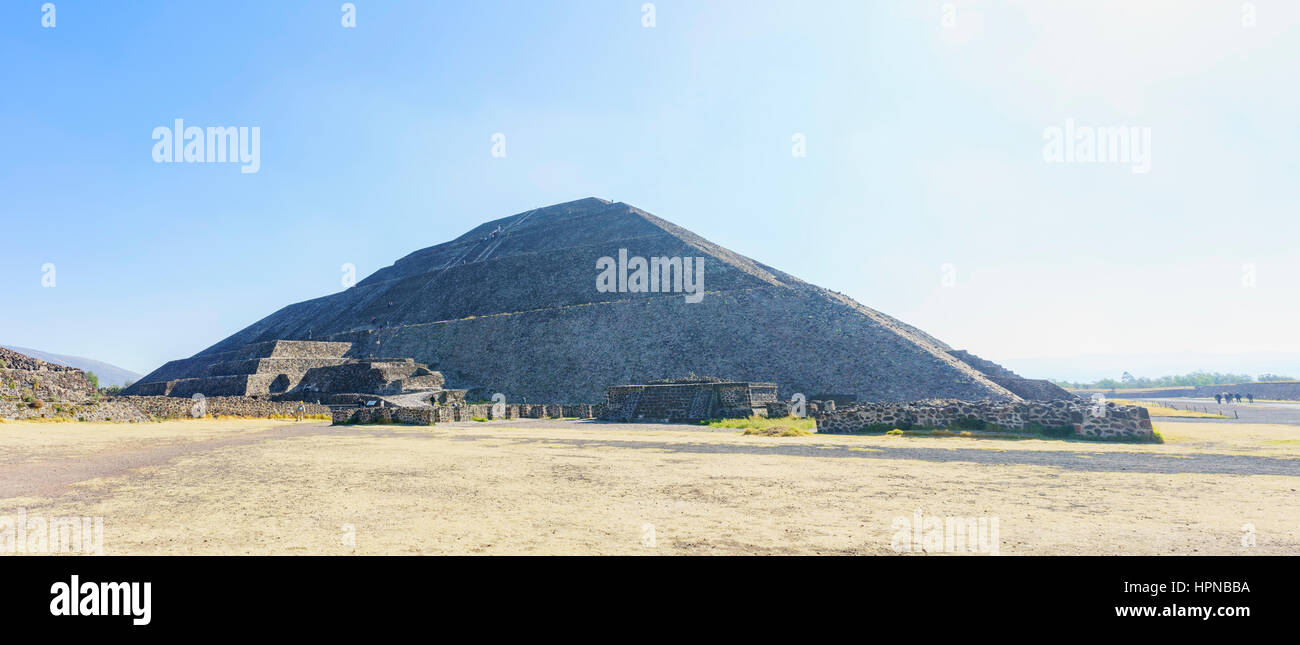 The famous and historical Pyramid of the Sun in Teotihuacan, Mexico ...