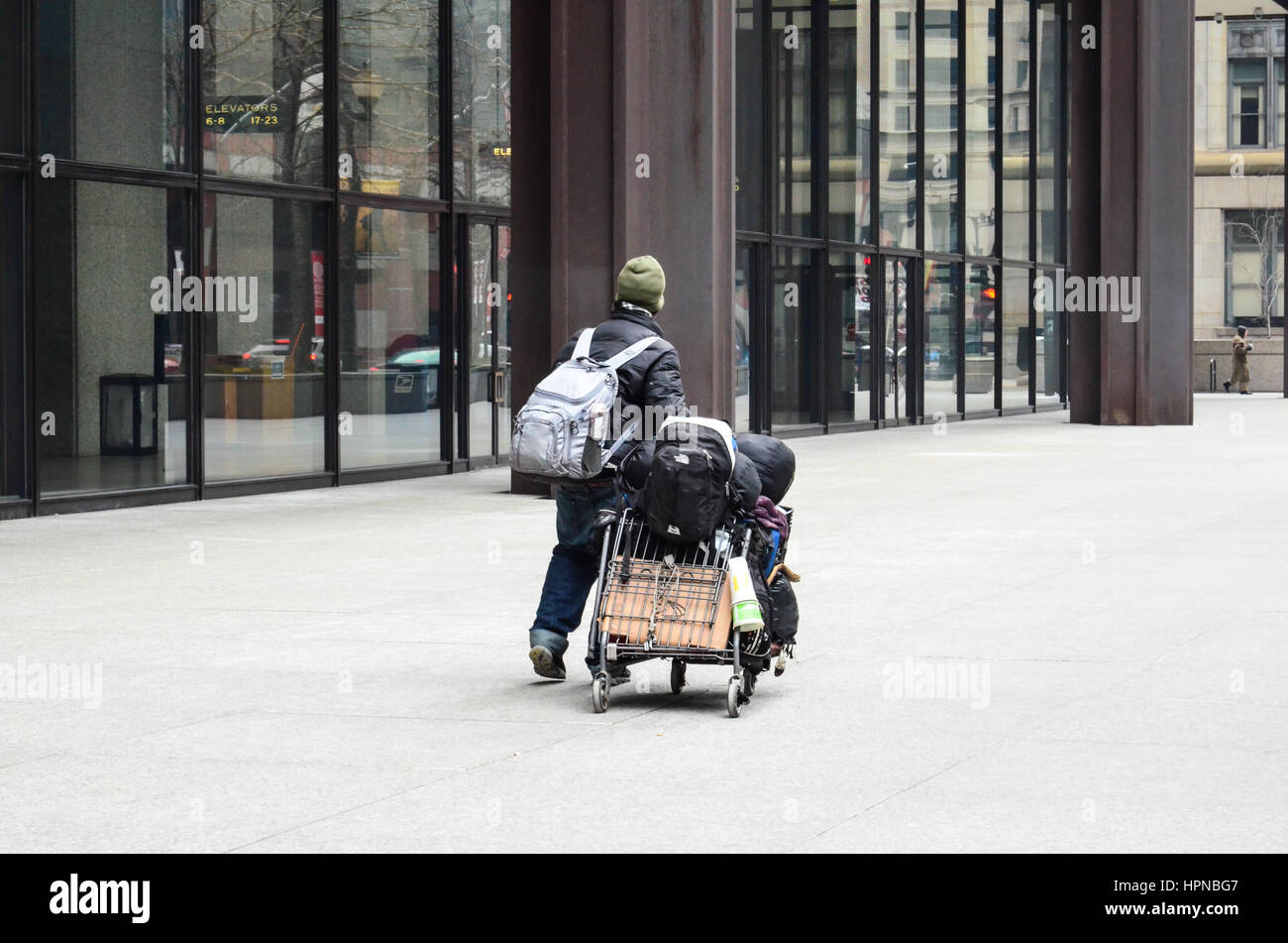 Chicago illinois homeless street hi-res stock photography and images ...