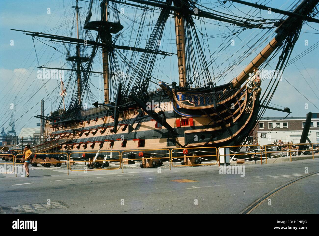 Ship hms victory hi-res stock photography and images - Alamy