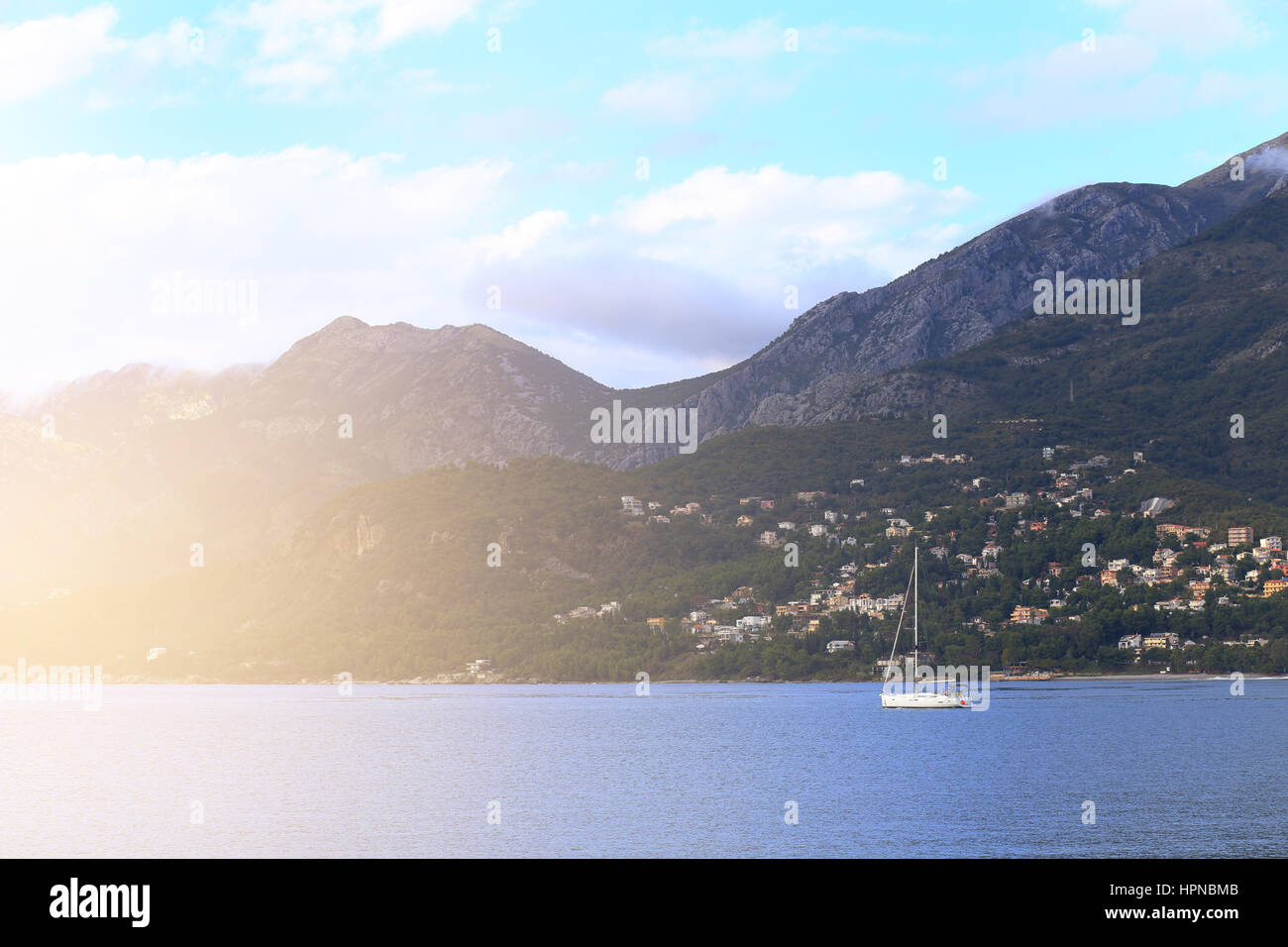 Boat sailing sea sky sunset boat hi-res stock photography and images ...
