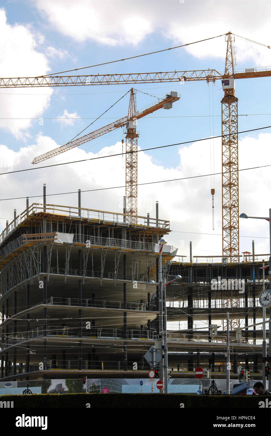 Vertical outdoor construction hi-res stock photography and images - Alamy