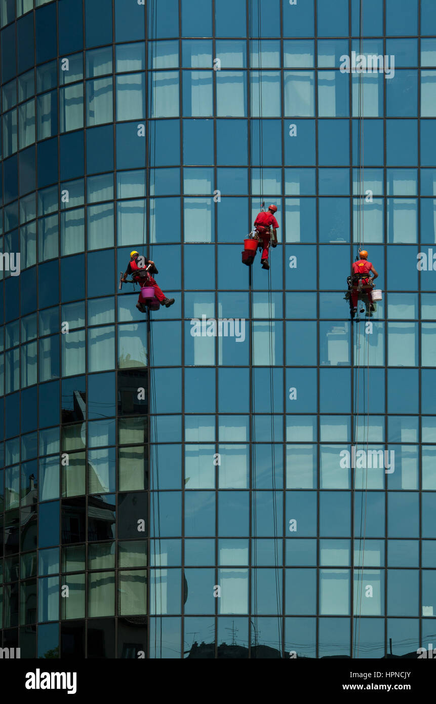 Window washers hi-res stock photography and images - Alamy