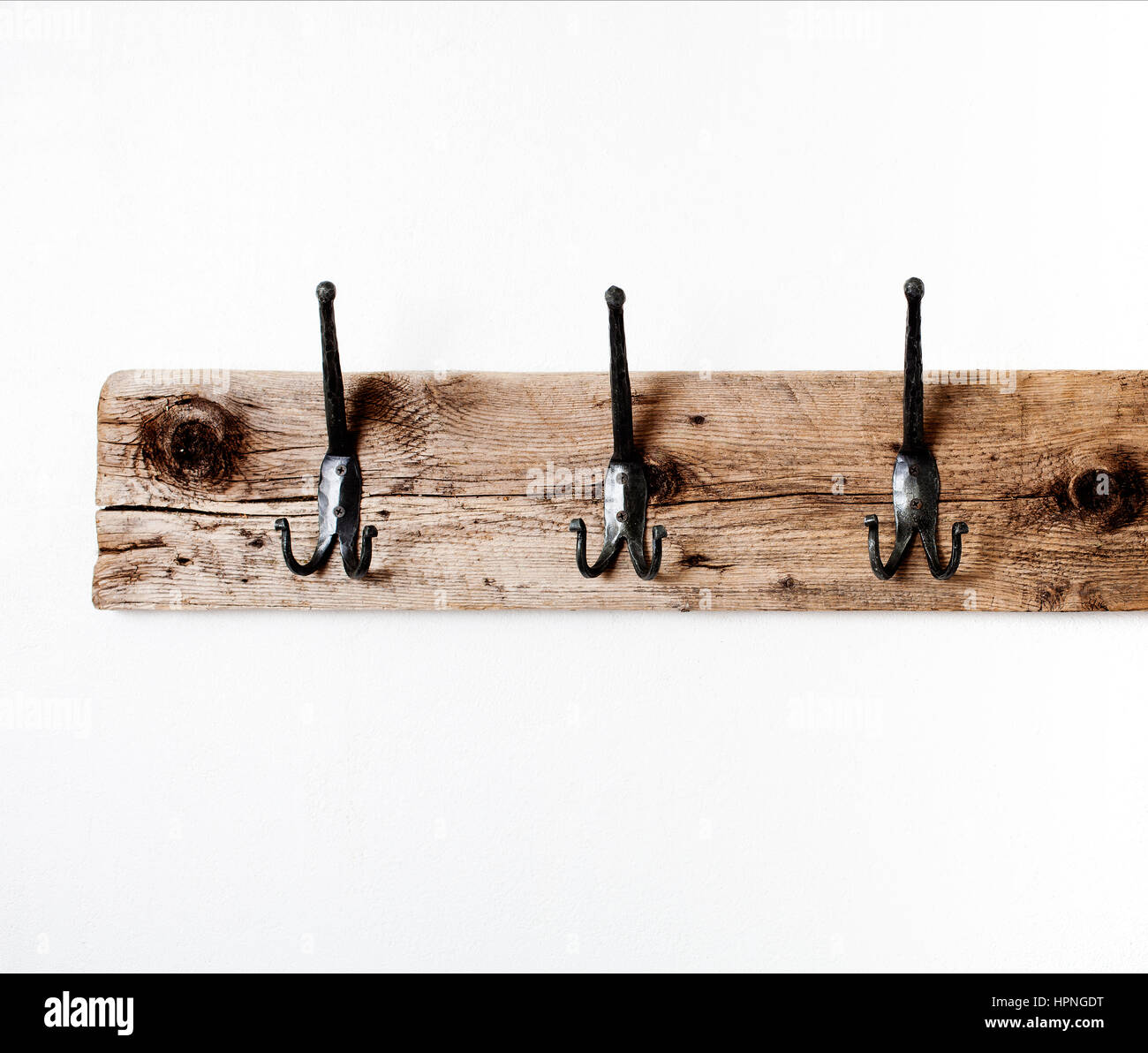 Empty towel rack hi-res stock photography and images - Alamy