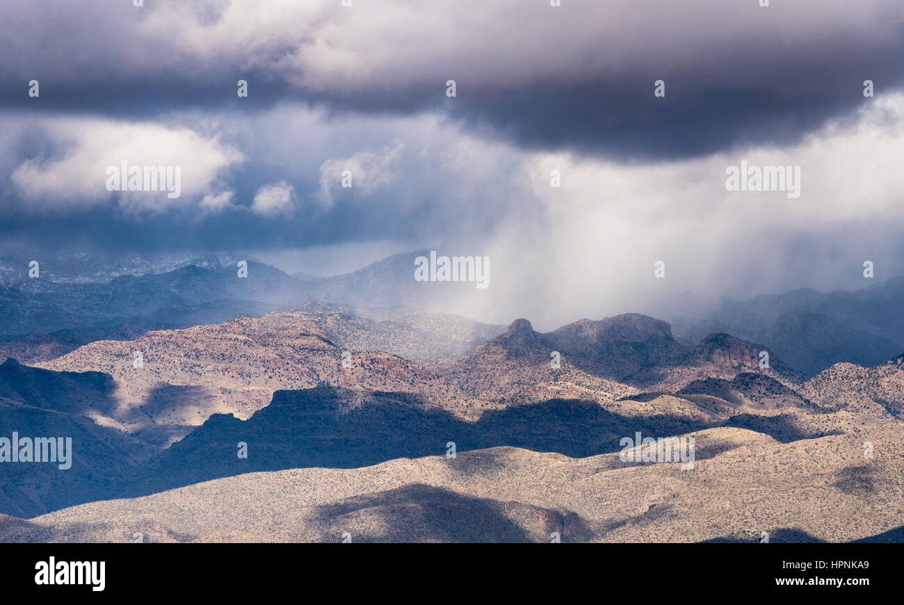 Cold desert hi-res stock photography and images - Alamy
