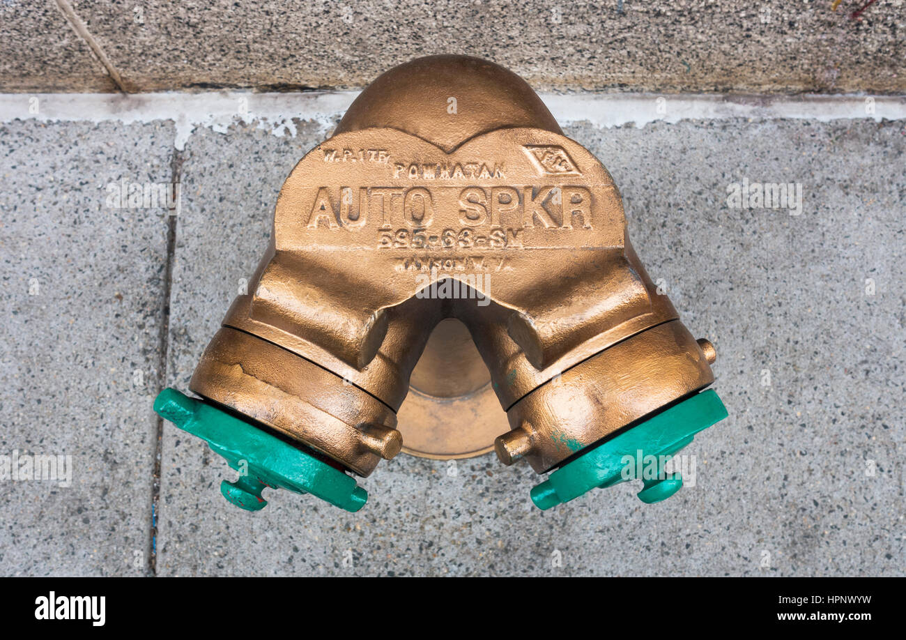 New york city fire hydrants hi-res stock photography and images - Alamy