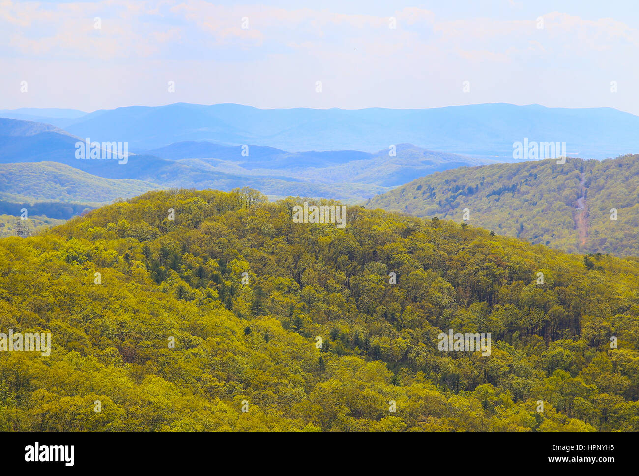 Scenic view of the Blue Ridge Mountains from the Skyline Drive in ...