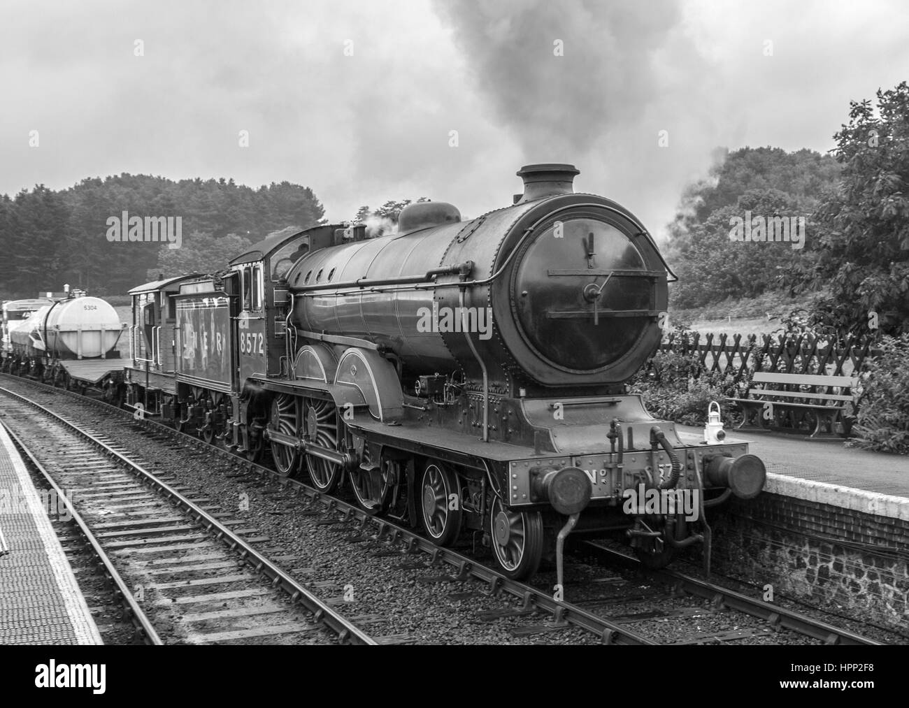 LNER B12 4-6-0 8572 Steam Train passing through Weybourne Station on ... LNER B12 4-6-0 8572 Steam Train passing through Weybourne Station on ...