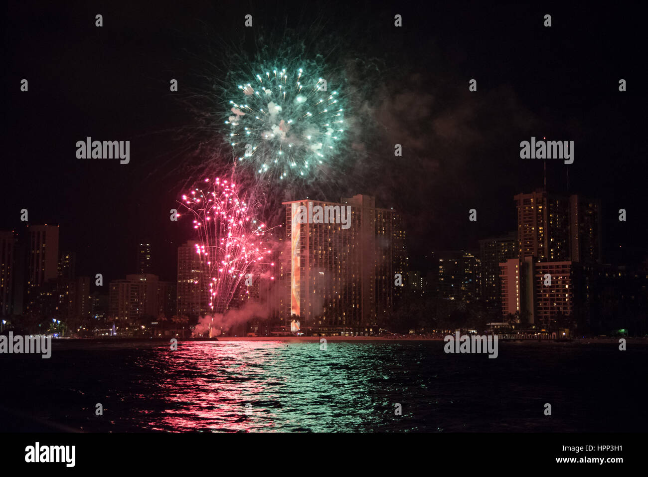 Honolulu night fireworks hi-res stock photography and images - Alamy