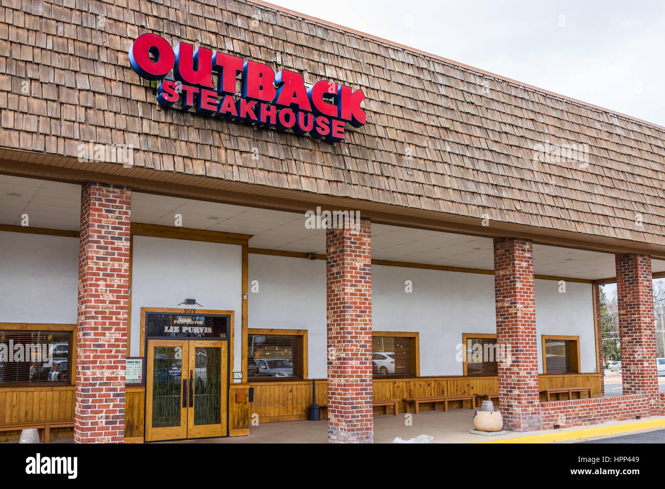 Outback Steakhouse High Resolution Stock Photography and Images - Alamy