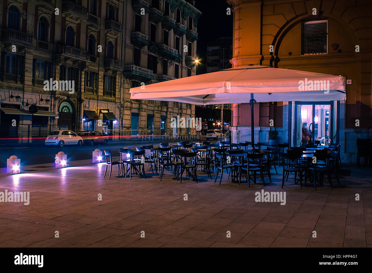 Bari night hi-res stock photography and images - Alamy