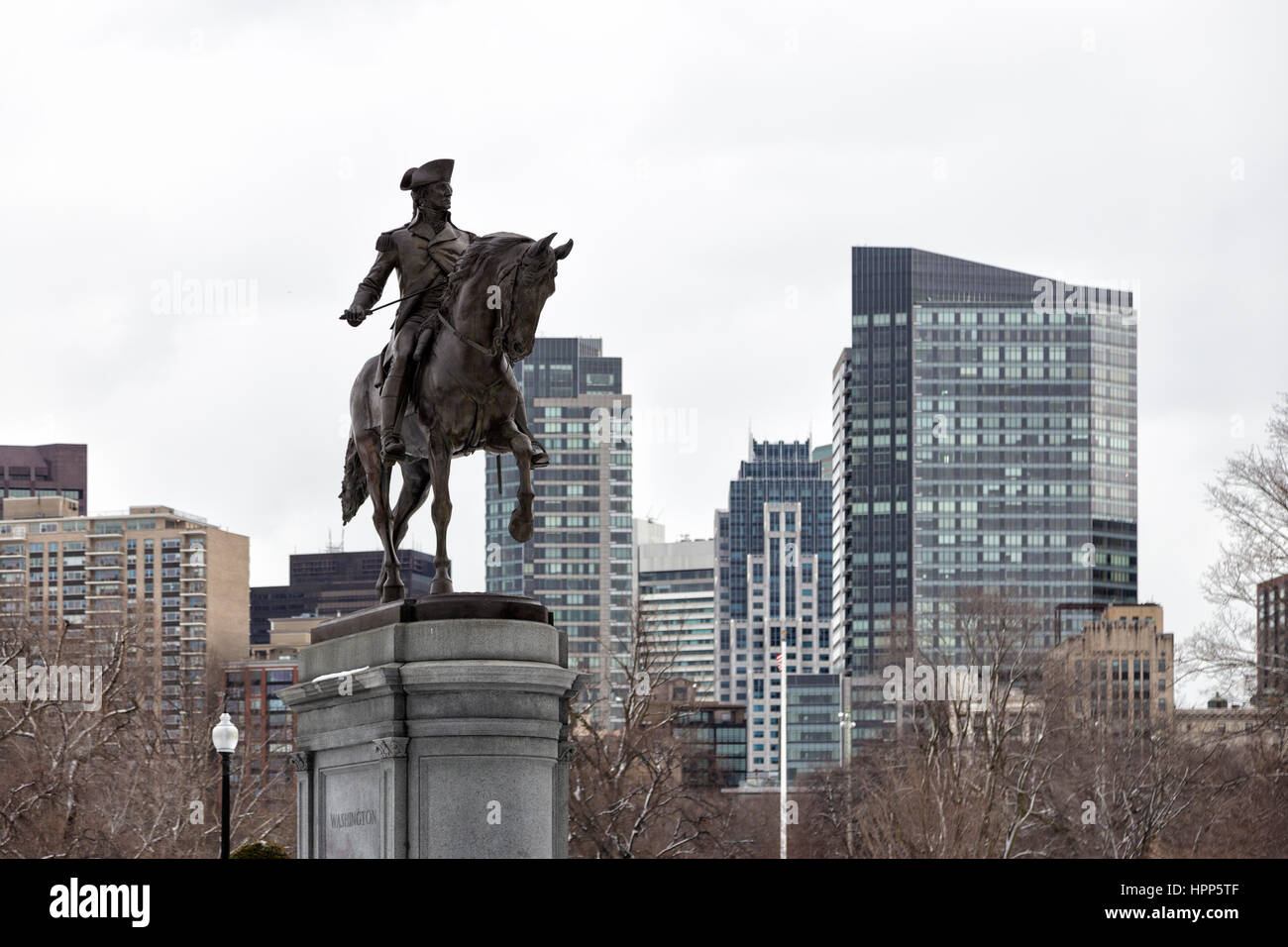 Boston common park statue hi-res stock photography and images - Alamy