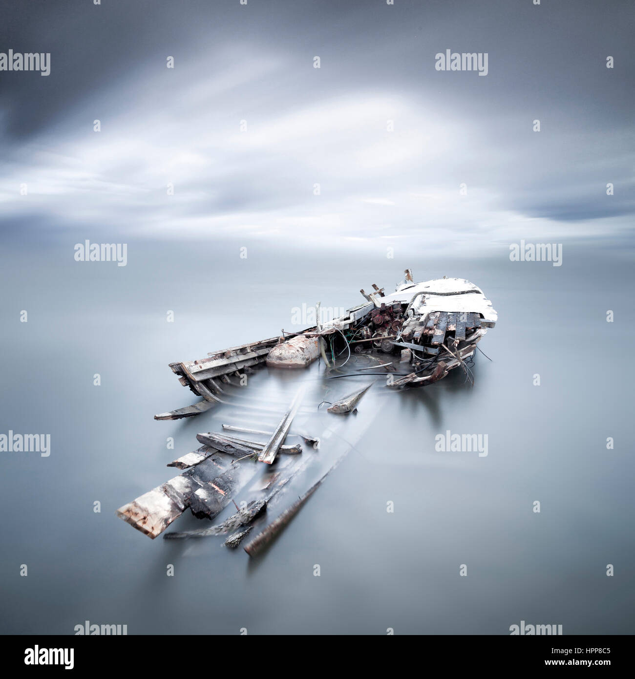 Wrecked ship hi-res stock photography and images - Alamy