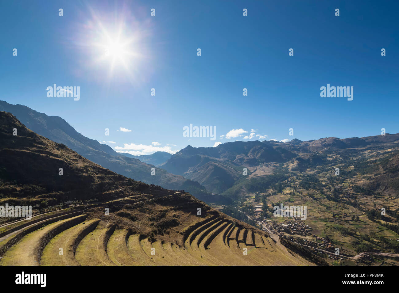 Peru, Andes, Valle Sagrado, Inca ruins of Pisac, terraces of Andenes ...