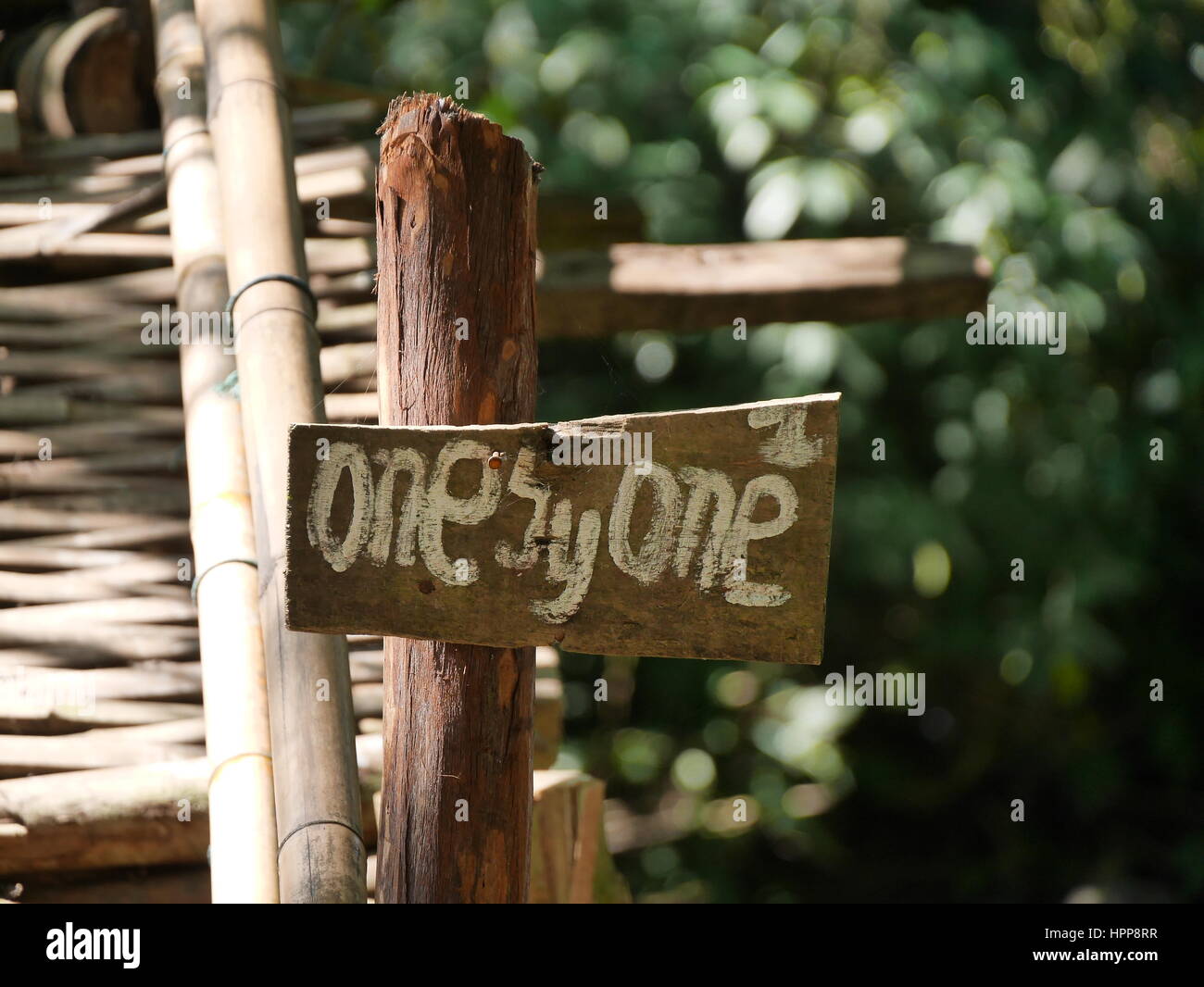 One signboard hi-res stock photography and images - Alamy