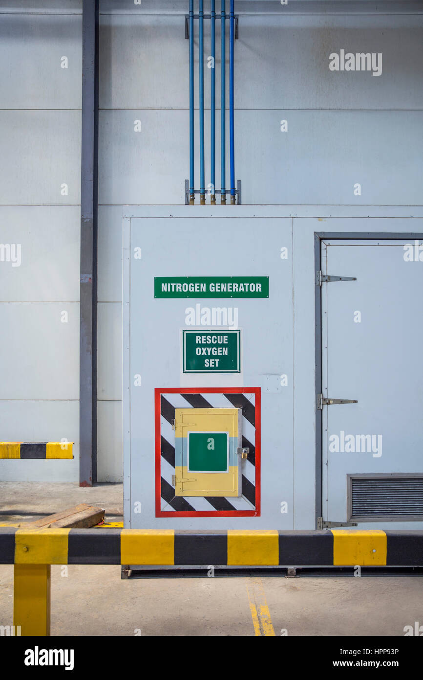 Nitrogen generator in a factory Stock Photo - Alamy