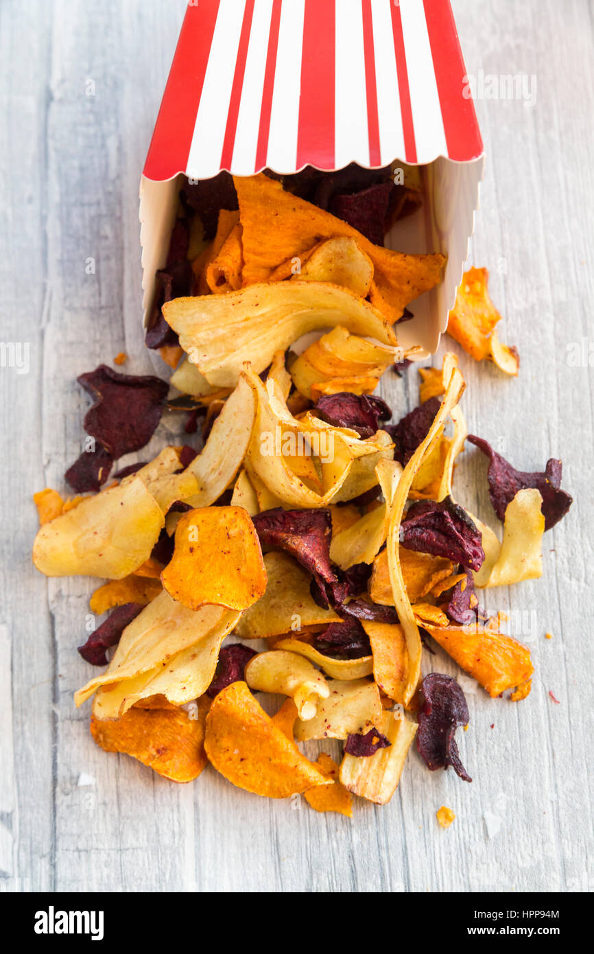 Vegetable chips with pyramide salt Stock Photo - Alamy
