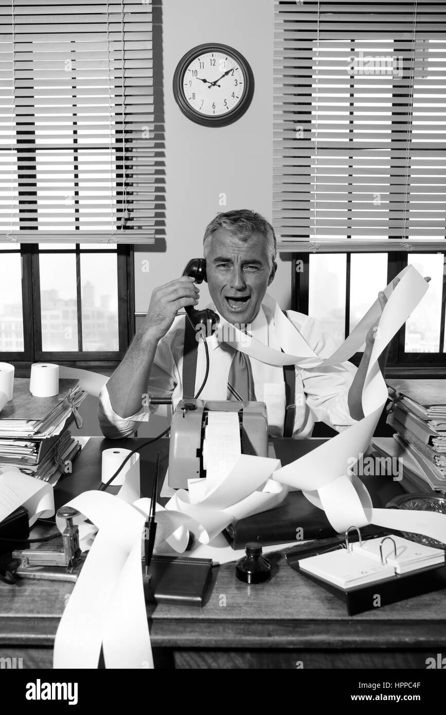 Adding machine 1960s hi-res stock photography and images - Alamy