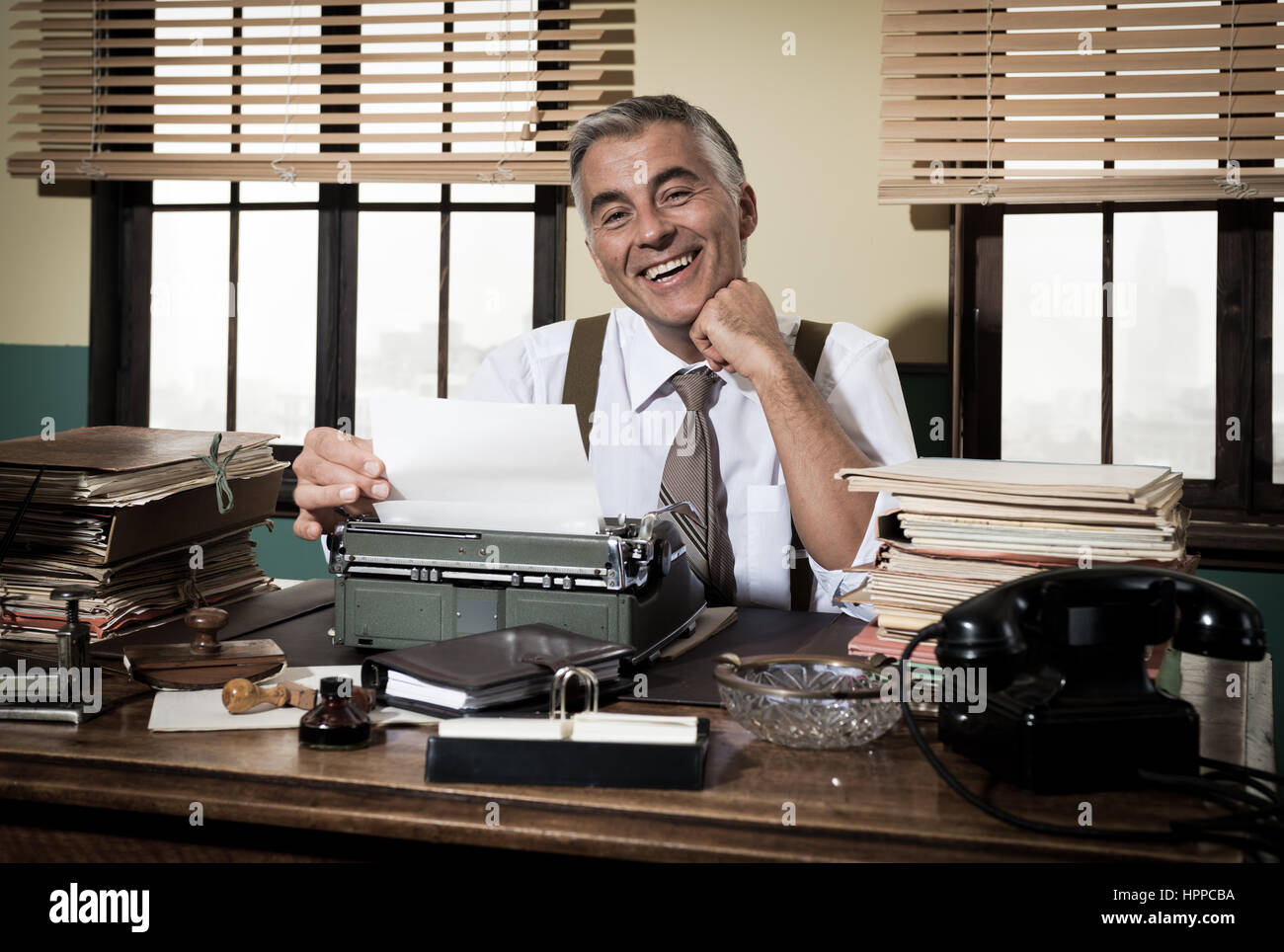 Typewriter 1950s hi-res stock photography and images - Alamy