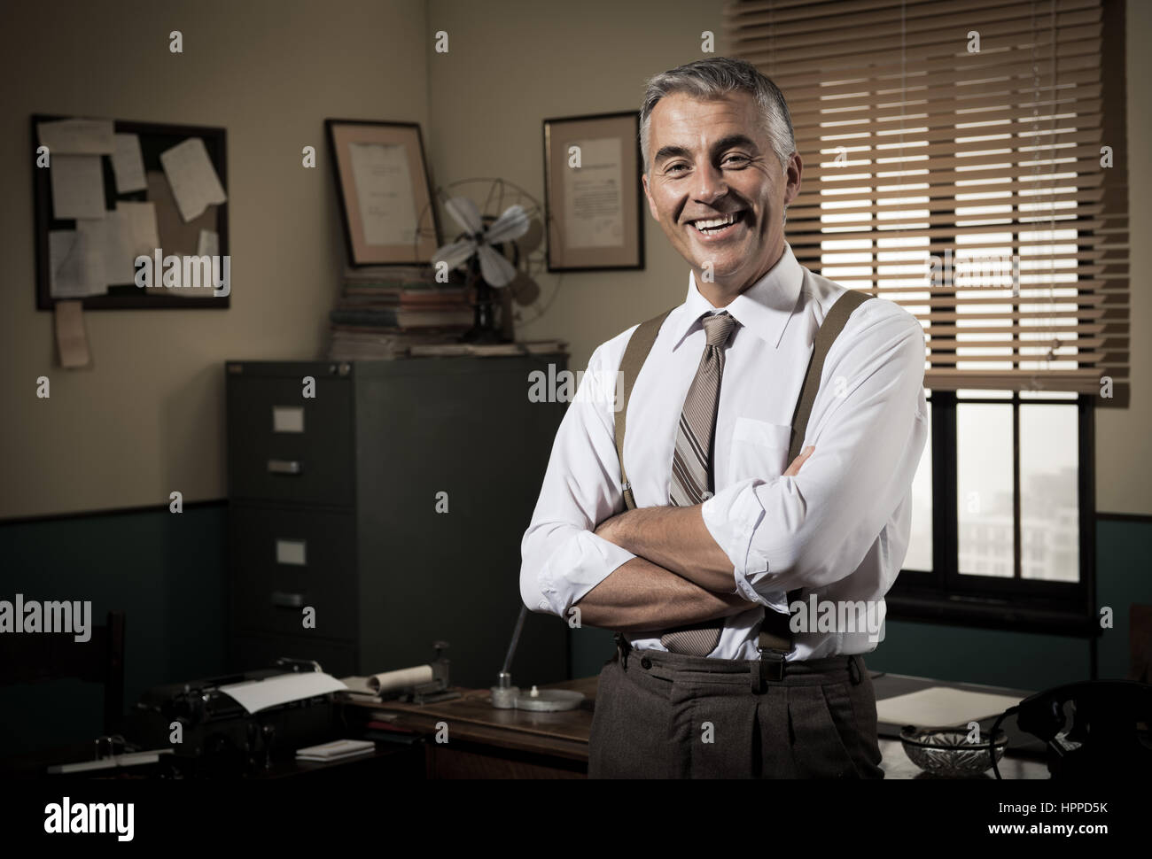 1950s office smiling hi-res stock photography and images - Alamy
