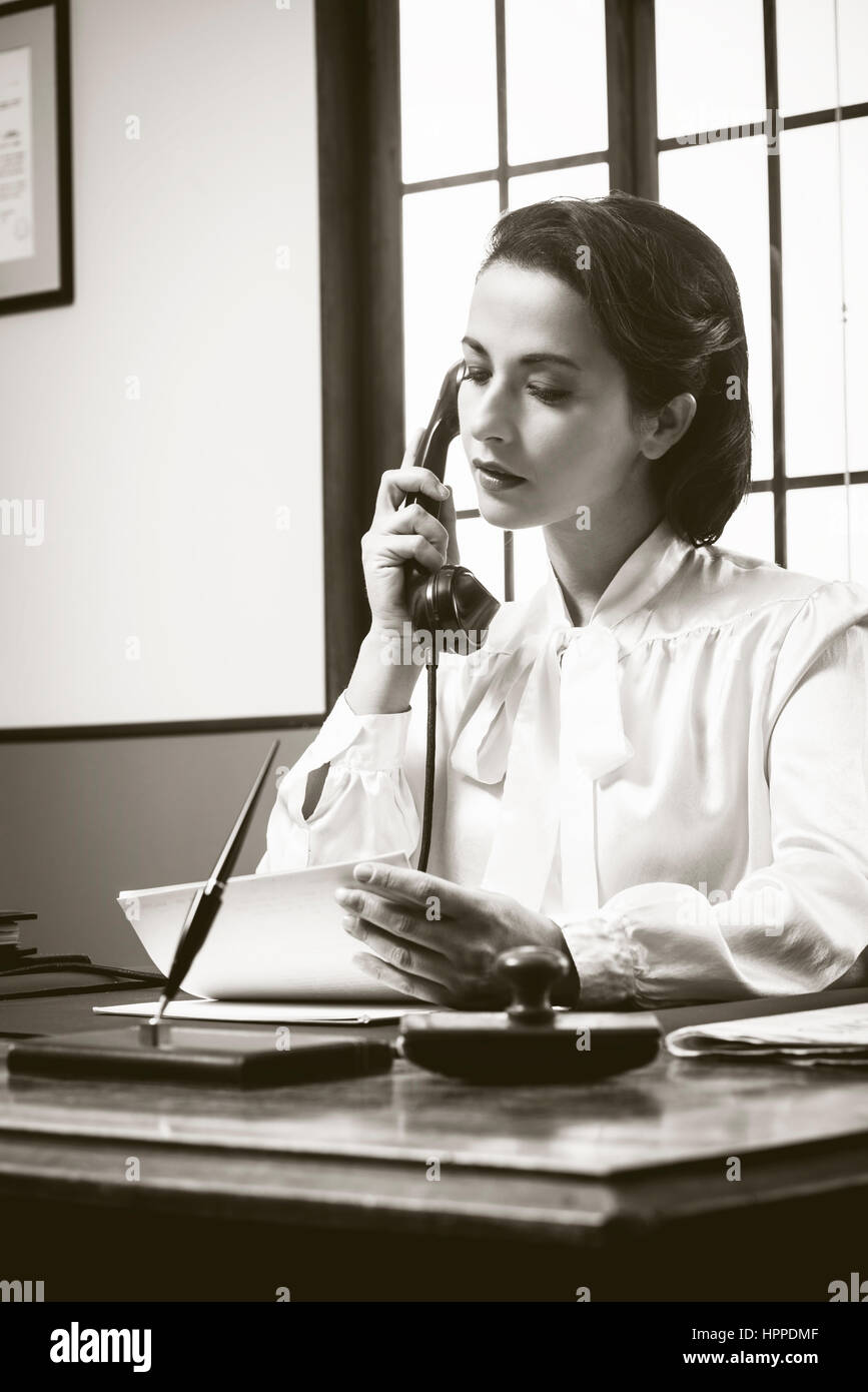 Attractive vintage secretary working desk hi-res stock photography and ...