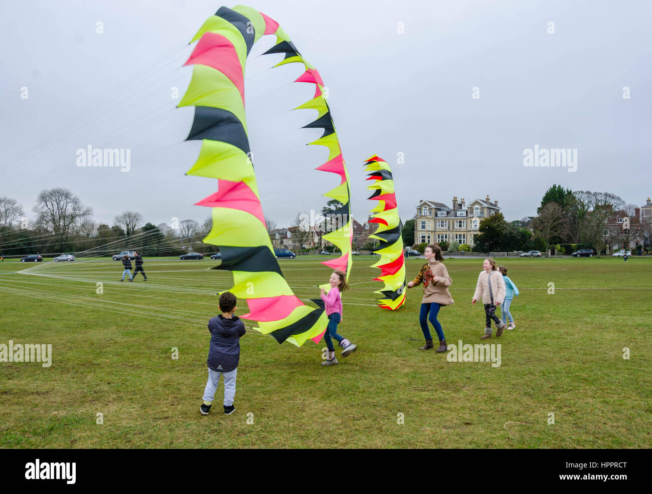 Large kites hi-res stock photography and images - Alamy