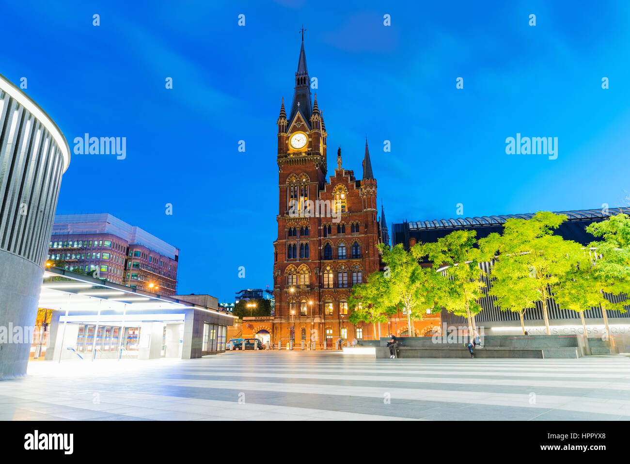 Kings cross architecture hi-res stock photography and images - Alamy