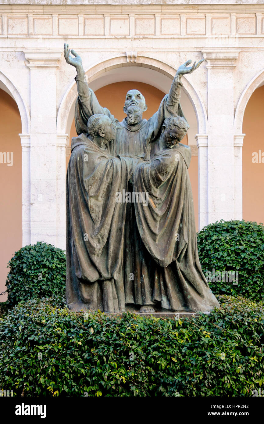 St benedict statue hi-res stock photography and images - Alamy