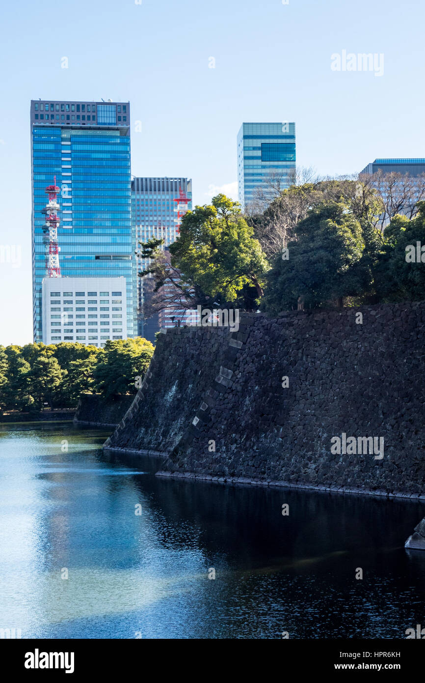 Outer moat of the imperial palace hi-res stock photography and images ...