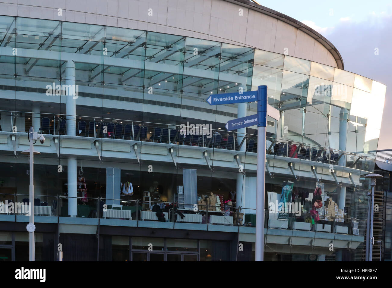 At belfast waterfront hall hi-res stock photography and images - Alamy