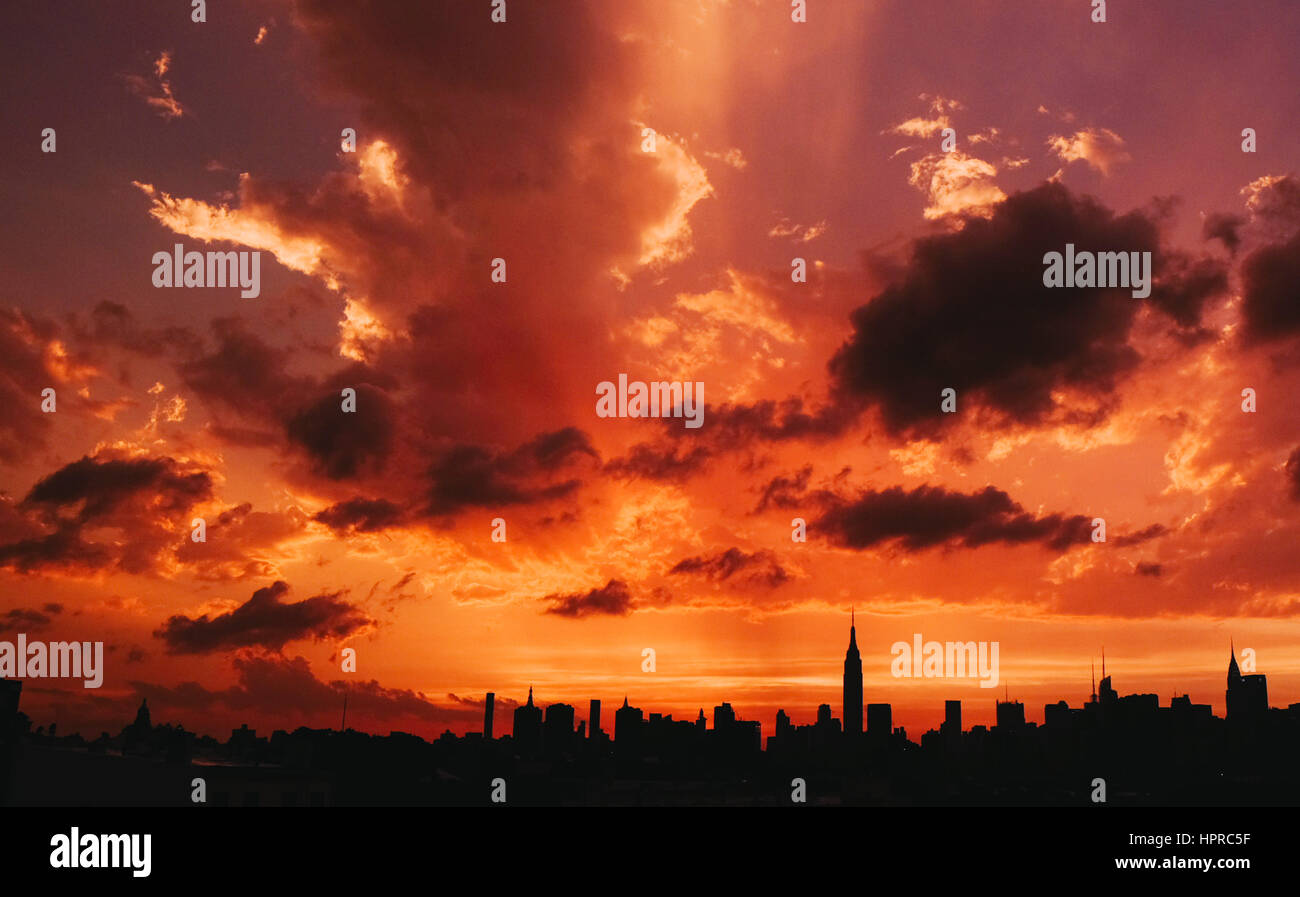 Brooklyn rooftop view hi-res stock photography and images - Alamy