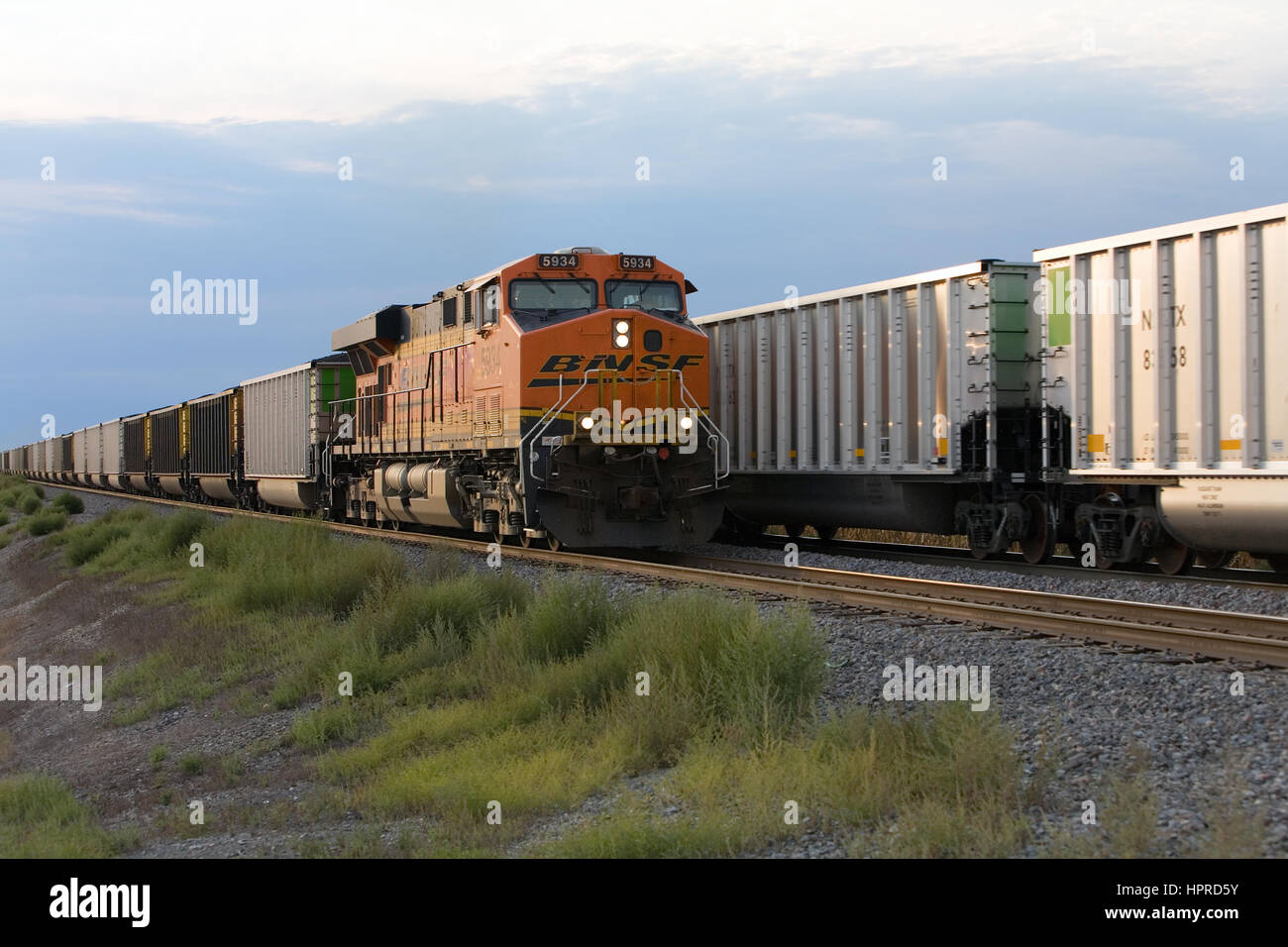 Two trains passing each other hi-res stock photography and images - Alamy