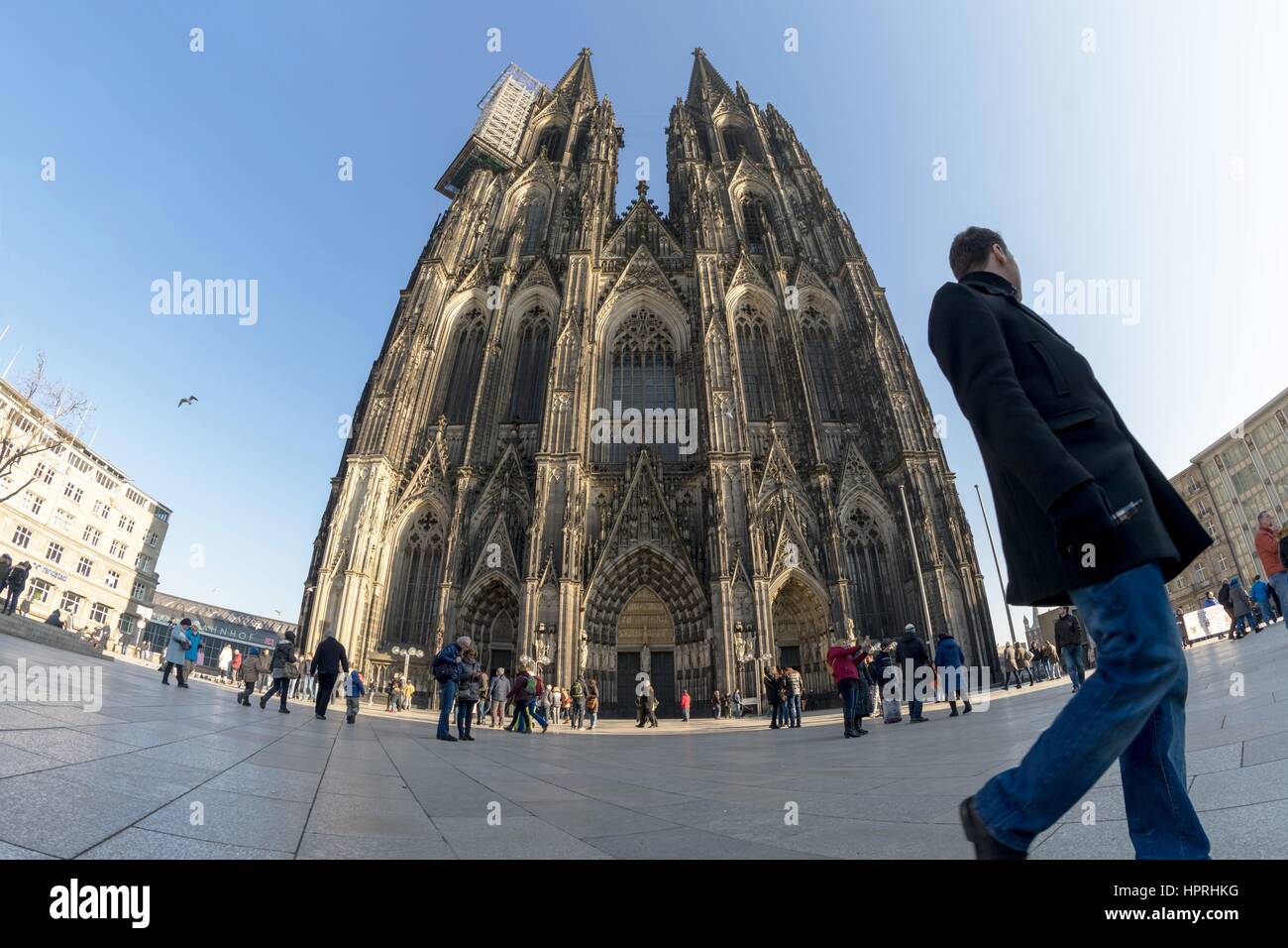 Germany: Front side of Cologne Cathedral (Kölner Dom). Photo from 22 ...