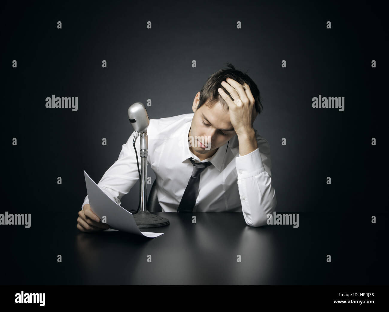 Man working anchorman hi-res stock photography and images - Alamy