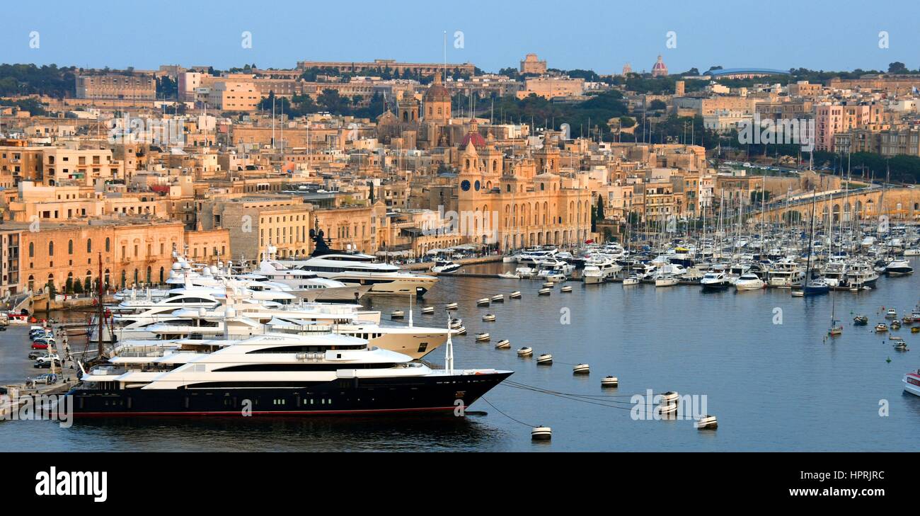 The Valetta marina in the evening sunlight | usage worldwide Stock ...