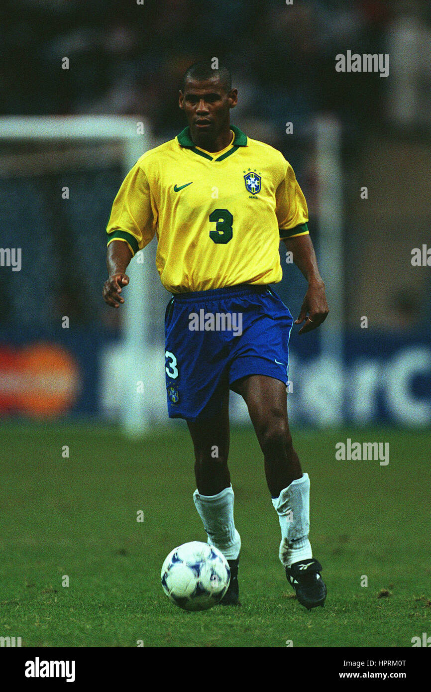 Aldair brazil hi-res stock photography and images - Alamy