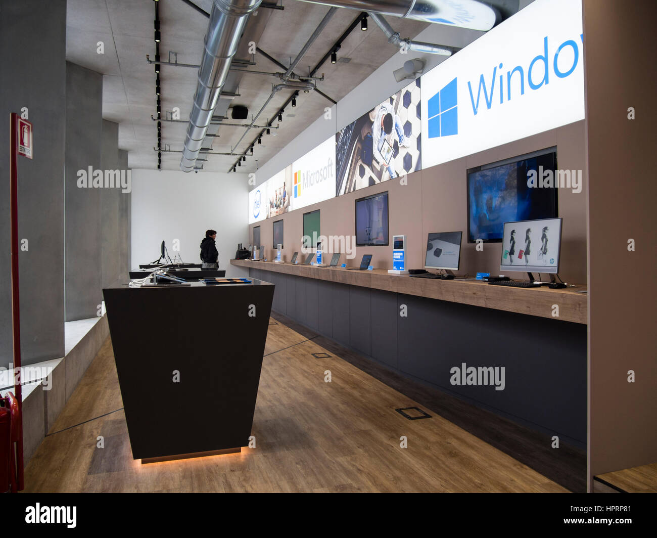 Microsoft house milan hi-res stock photography and images - Alamy