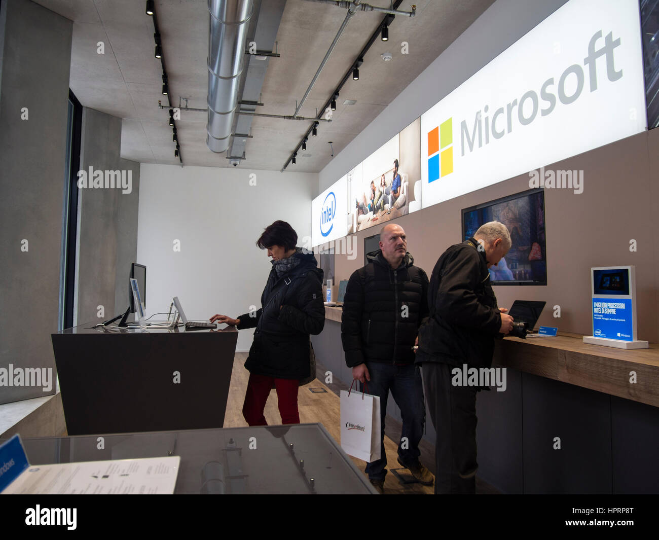 Microsoft house milan hi-res stock photography and images - Alamy
