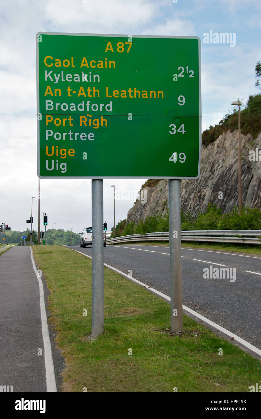 Kyle of lochalsh road hi-res stock photography and images - Alamy