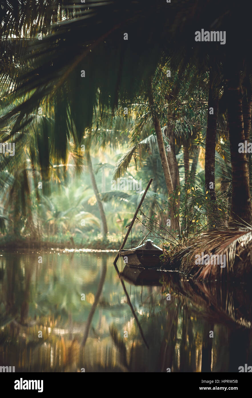 Serene natural wallpaper hi-res stock photography and images - Alamy