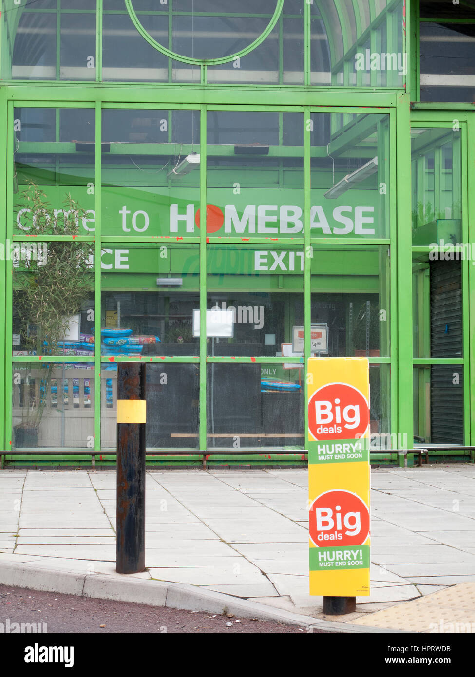 Retailer of trade tools hi-res stock photography and images - Alamy