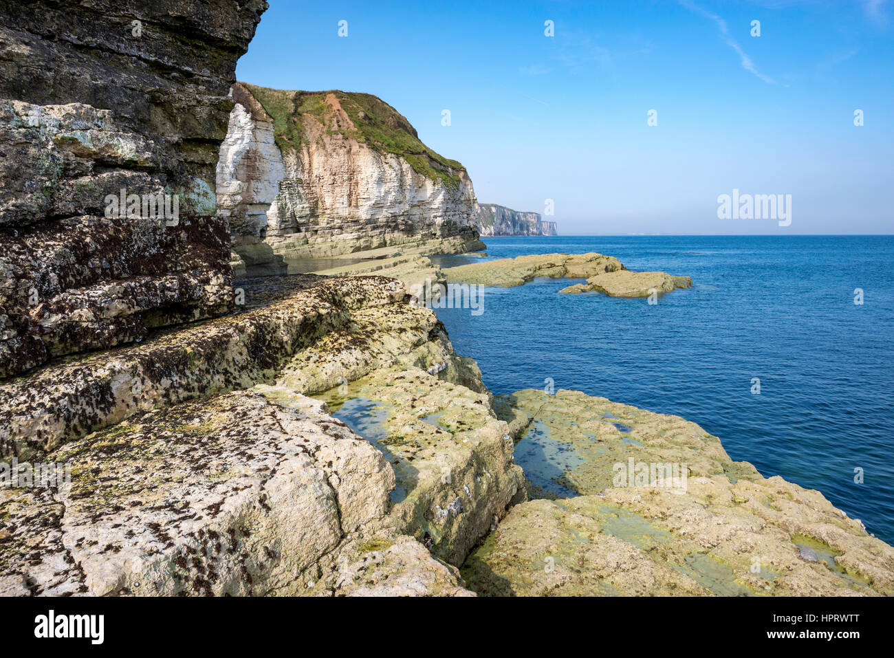 Dramatic chalk cliffs at Thornwick bay, Flamborough on a beautiful ...