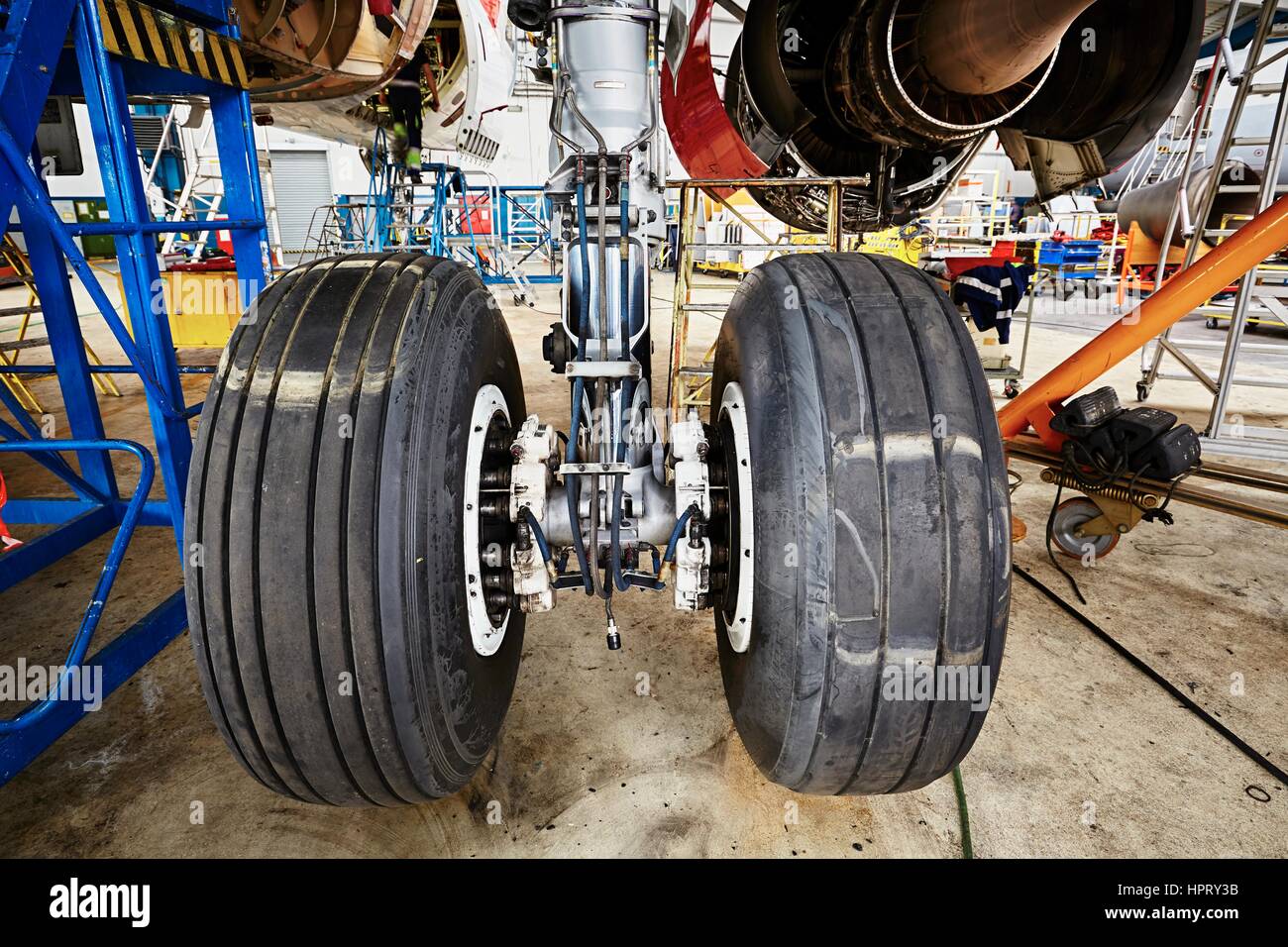 Under chassis hi-res stock photography and images - Alamy