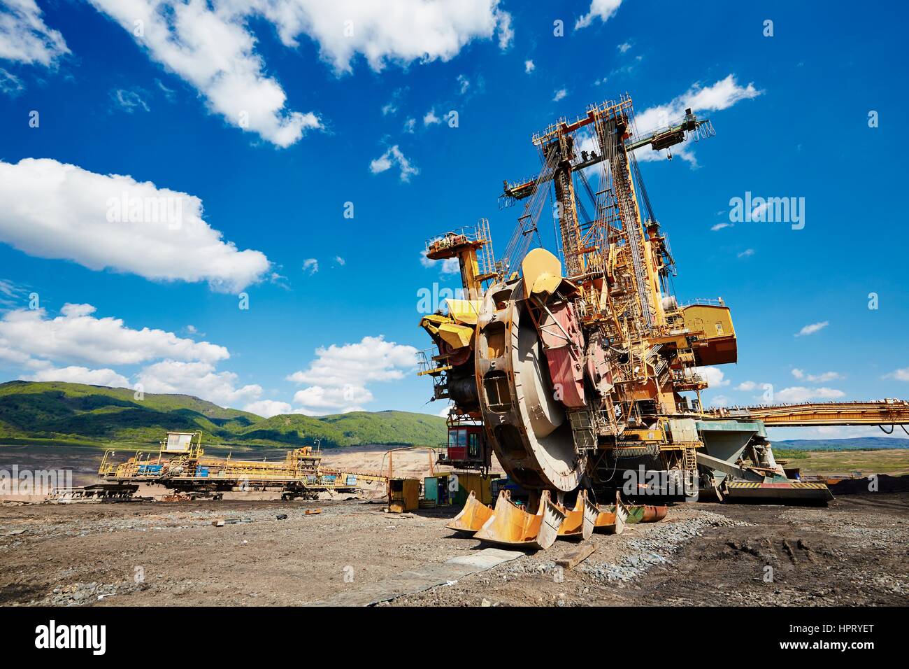 Huge strip mining machinery hi-res stock photography and images - Alamy