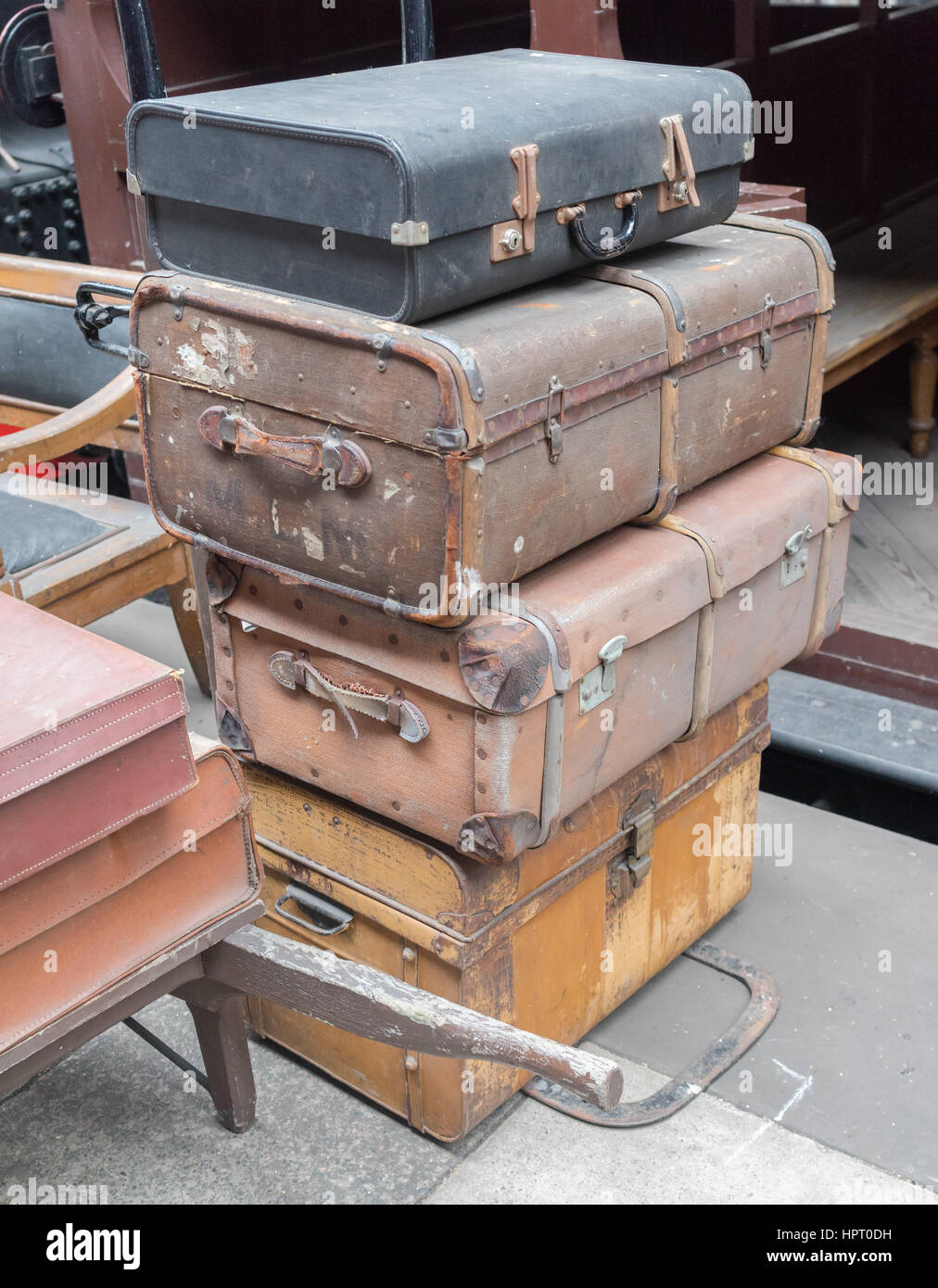 Stack of old luggage cases Stock Photo - Alamy